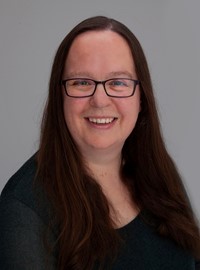Sinéad O'Hart introduces her Lola and Larch series - ReadingZone